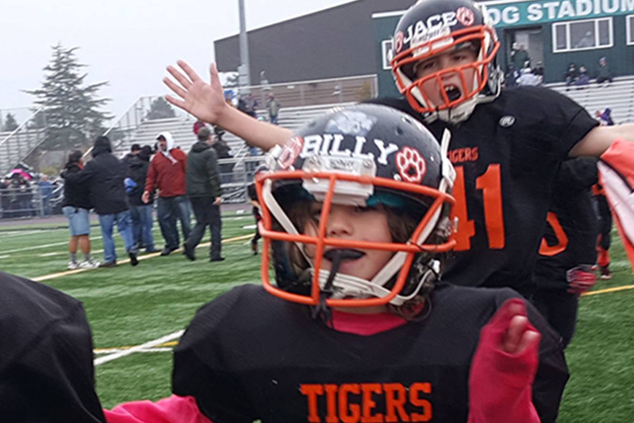 Little league football teams win championship trophies | The Journal of ...