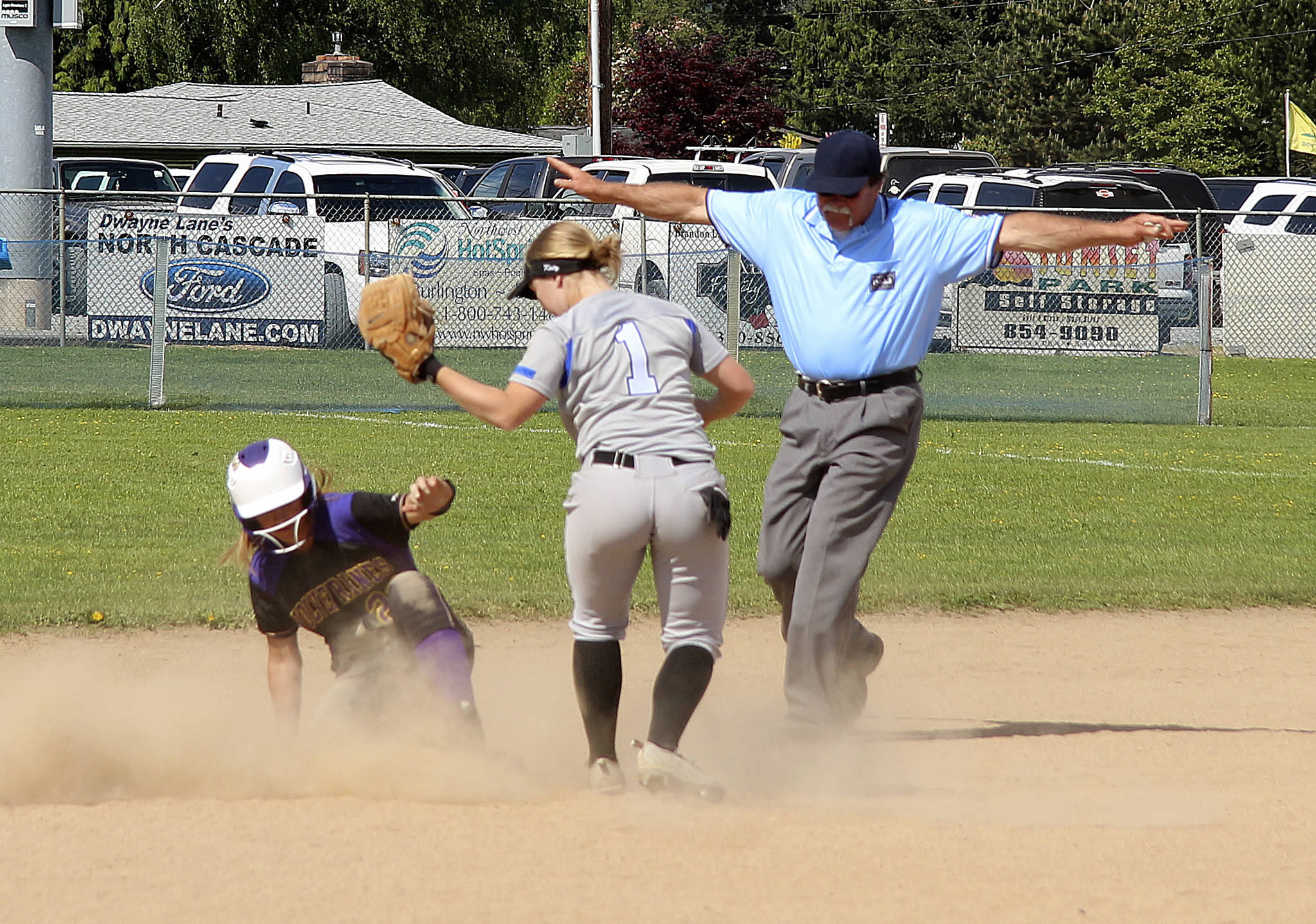Friday Harbor softball heads to state | The Journal of the San Juan Islands