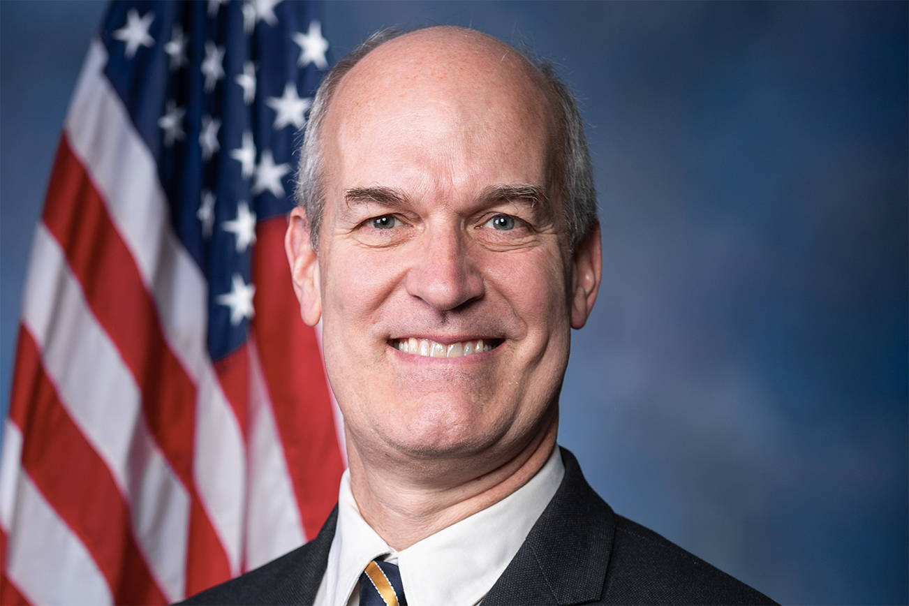 Congressman Larsen visits ‘A War Never Ends’ exhibition | The Journal ...