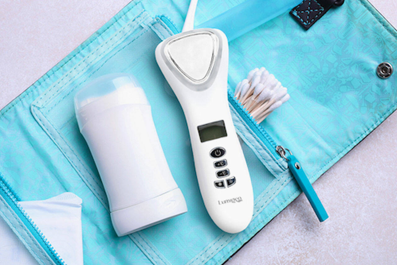 LUMIGEN Light Therapy Reviews (Mizmuse) Does It Work? | The Journal of ...