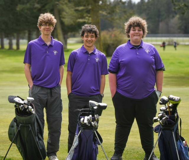 The Friday Harbor Wolverine and Lopez Lobos teams play golf | The ...